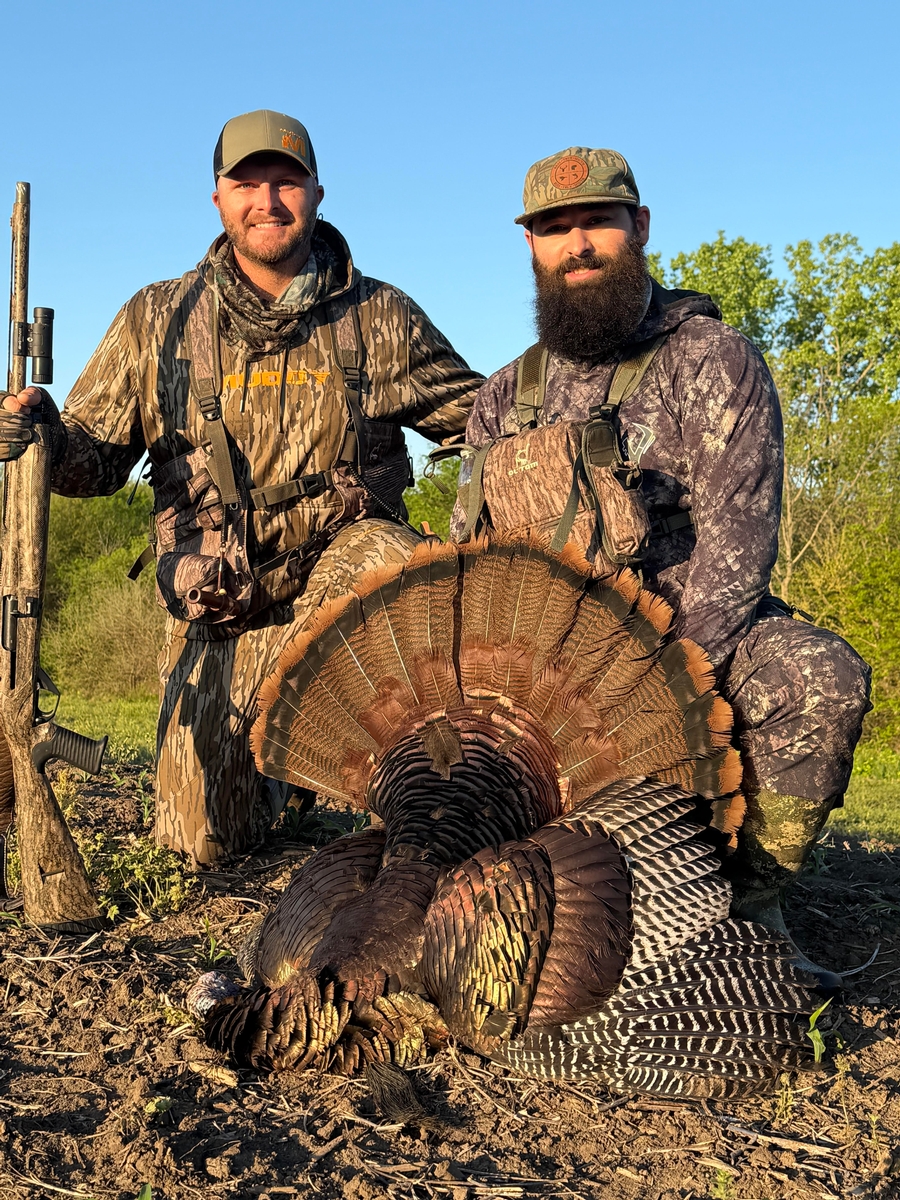 Eastern Turkey Hunts in Missouri | MO Guided Turkey Hunts